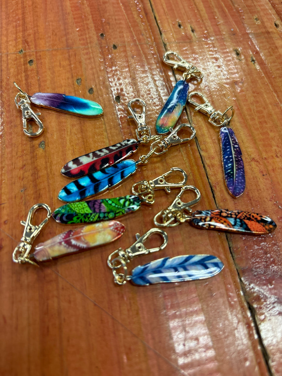 Feather clip – Rustic Edge Western Wear and Gifts